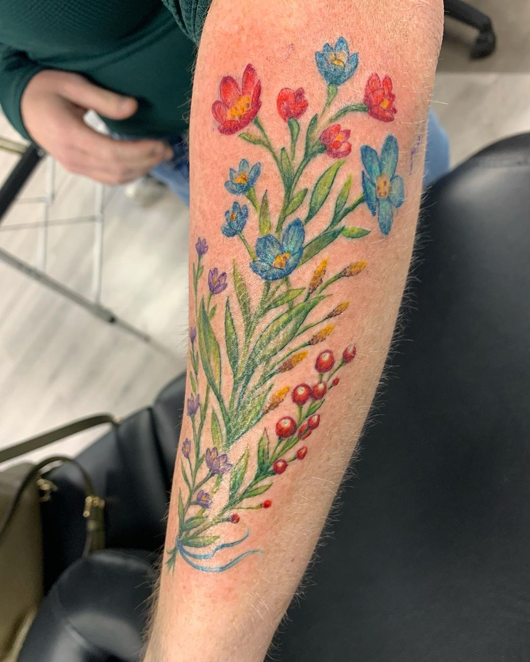 Thomas Engle – Pale Moon Tattoo